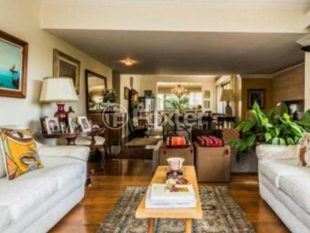 Apartamento, 4 dormitórios, 280 m², em Vila Morumbi
