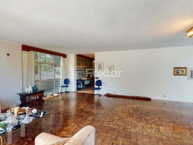 Apartamento, 4 dormitórios, 281 m², em Santa Cecília