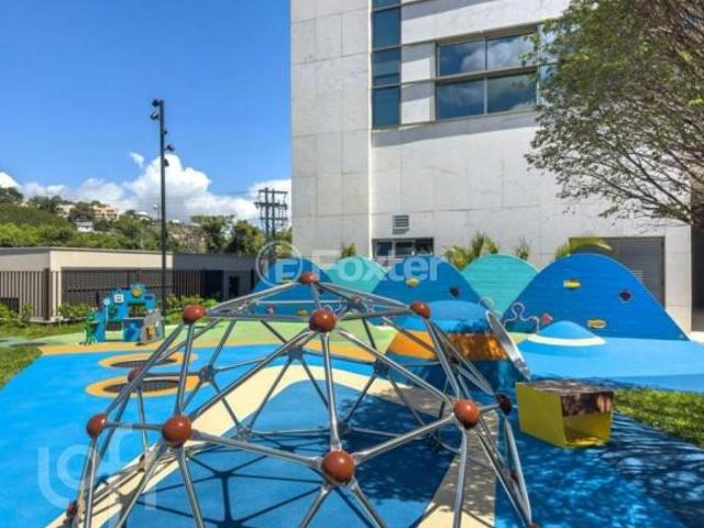 Apartamento, 4 dormitórios, 299.55 m², em Cristal