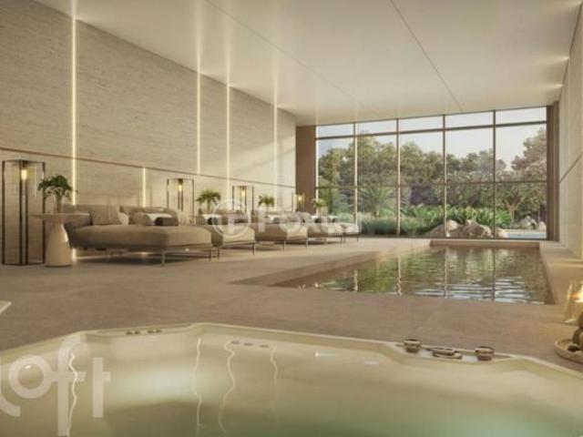 Apartamento, 4 dormitórios, 299.65 m², em Cristal