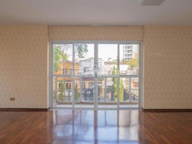 Apartamento, 4 dormitórios, 202 m², em Vila Mariana