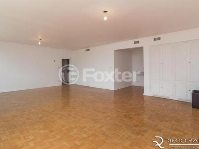 Apartamento, 4 dormitórios, 207.15 m², em Centro Histórico