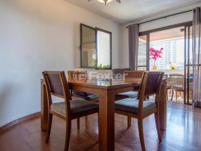 Apartamento, 4 dormitórios, 209 m², em Campo Belo