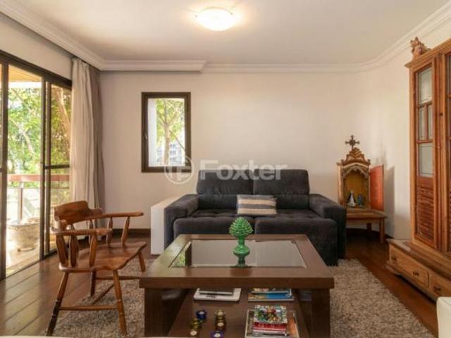 Apartamento, 4 dormitórios, 209 m², em Campo Belo
