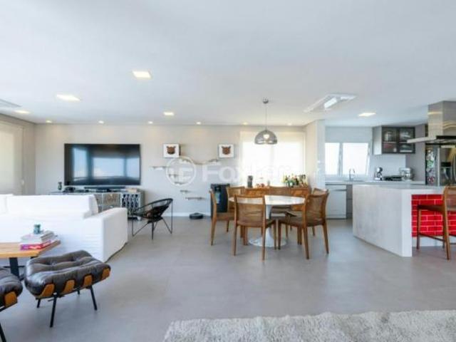 Apartamento, 4 dormitórios, 210 m², em Vila Andrade