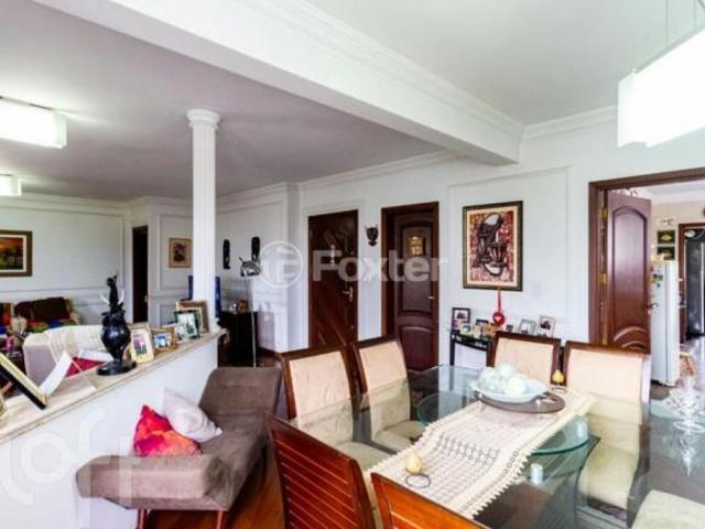 Apartamento, 4 dormitórios, 212 m², em Lar São Paulo