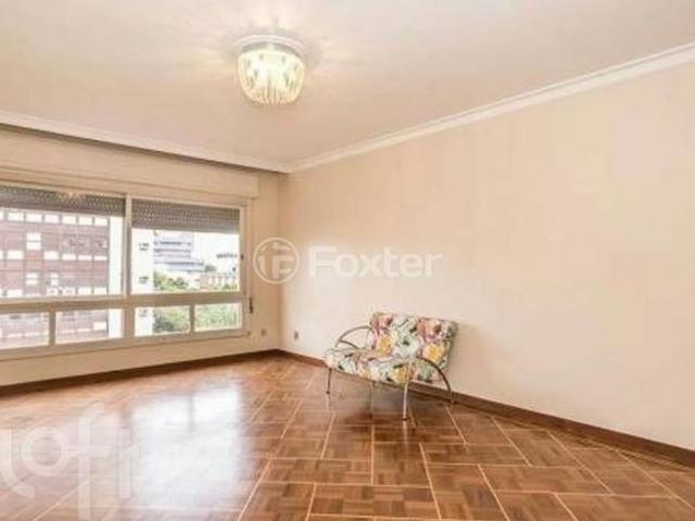 Apartamento, 4 dormitórios, 214.5 m², em Menino Deus