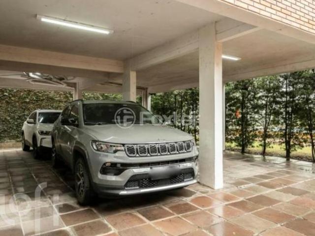 Apartamento, 4 dormitórios, 214 m², em Bela Vista