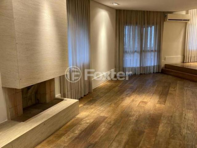 Apartamento, 4 dormitórios, 220 m², em Itaim Bibi