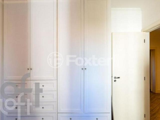 Apartamento, 4 dormitórios, 220 m², em Jardim Ampliação