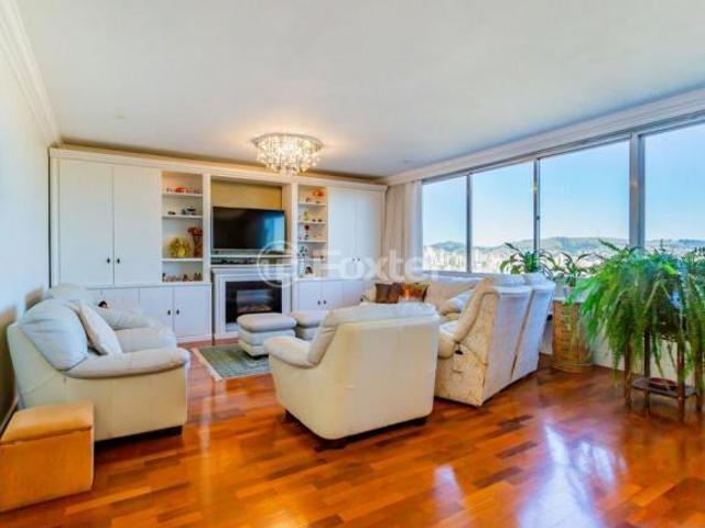 Apartamento, 4 dormitórios, 222 m², em Rio Branco