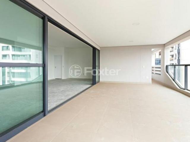 Apartamento, 4 dormitórios, 227 m², em Chácara Santo Antônio Zona Sul