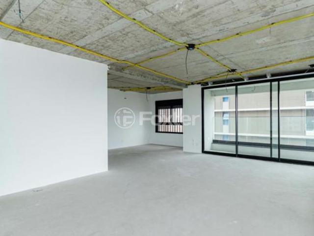 Apartamento, 4 dormitórios, 237 m², em Ibirapuera