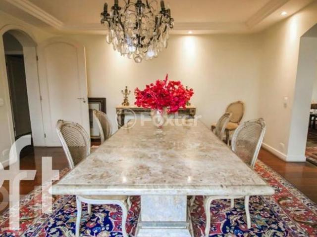 Apartamento, 4 dormitórios, 340 m², em Jardim Parque Morumbi