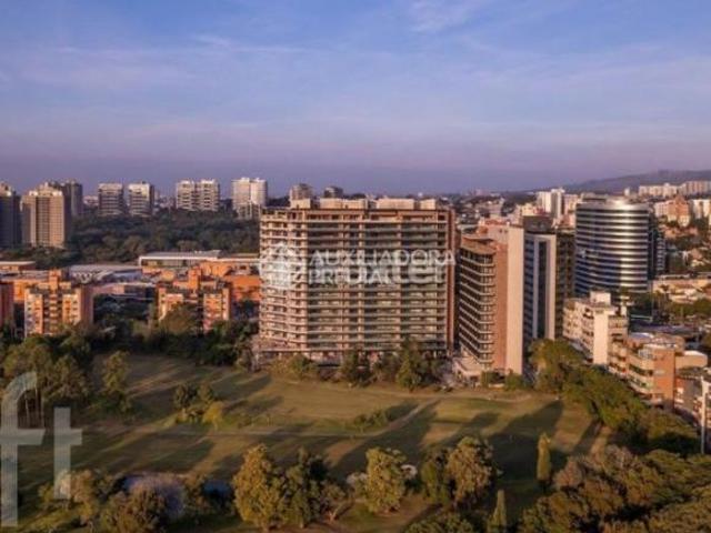 Apartamento, 4 dormitórios, 375.93 m², em Bela Vista