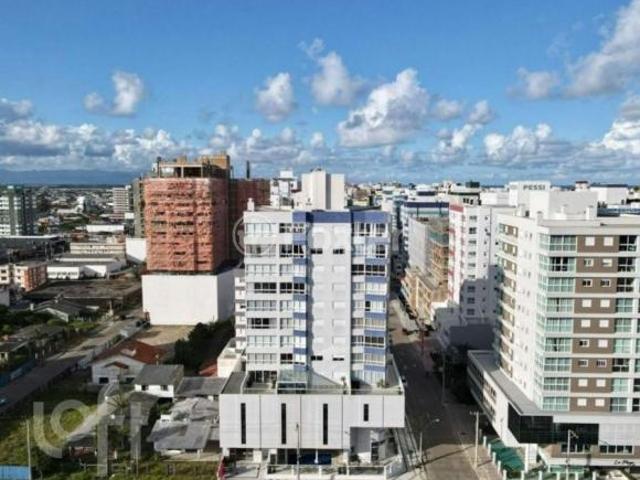 Apartamento, 4 dormitórios, 395.35 m², em Navegantes