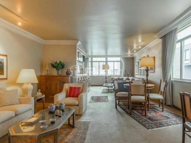 Apartamento, 4 dormitórios, 323 m², em Jardim Paulista