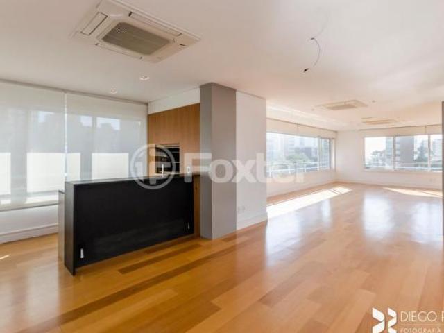 Apartamento, 4 dormitórios, 336 m², em Bela Vista