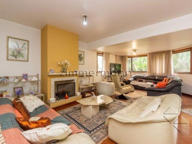APARTAMENTO 4 DORMITÓRIOS 3 VAGAS ACLIMAÇÃO