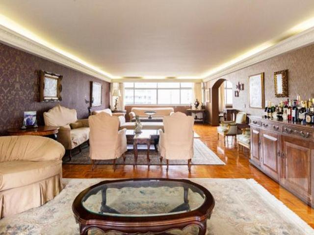Apartamento 4 Dormitórios 3 Vagas em Jardim América