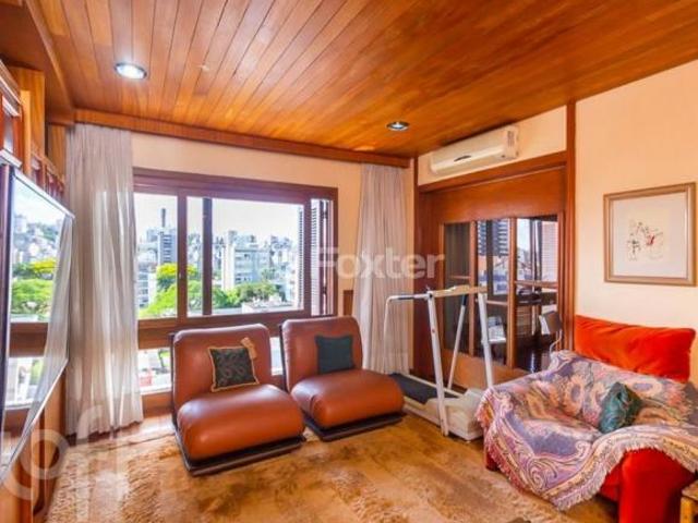 Apartamento, 4 dormitórios, 447 m², em Petrópolis