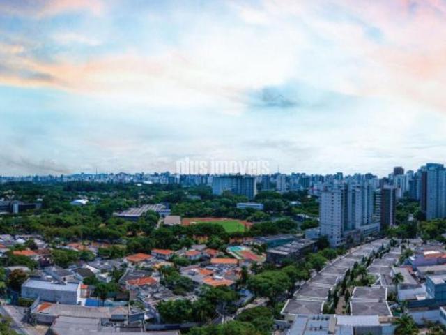 Apartamento 4 Dormitórios 4 Suites 4 Vagas em Moema!