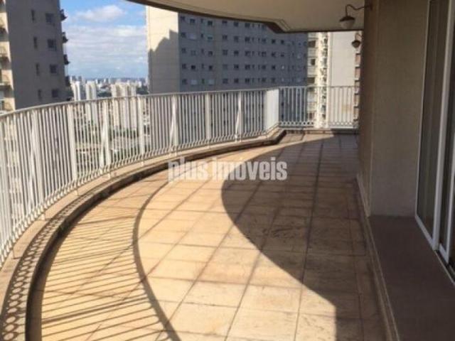 Apartamento 4 Dormitórios 4 Suites 5 Vagas Deposito no Panamby