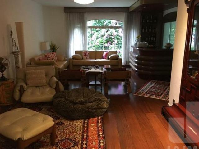 APARTAMENTO 4 DORMITORIOS 4 SUITES 6 BANHEIROS SALA 2 AMBIENTES 4 VAGAS