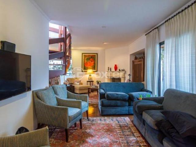 Apartamento, 4 dormitórios, 590 m², em Jardim Ampliação