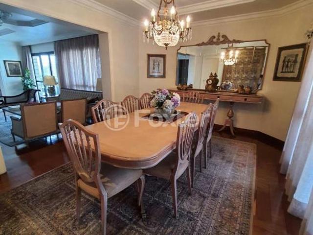 Apartamento, 4 dormitórios, 600 m², em Vila Andrade
