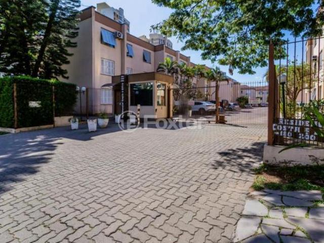 Apartamento, 4 dormitórios, 74.62 m², em Passo da Areia