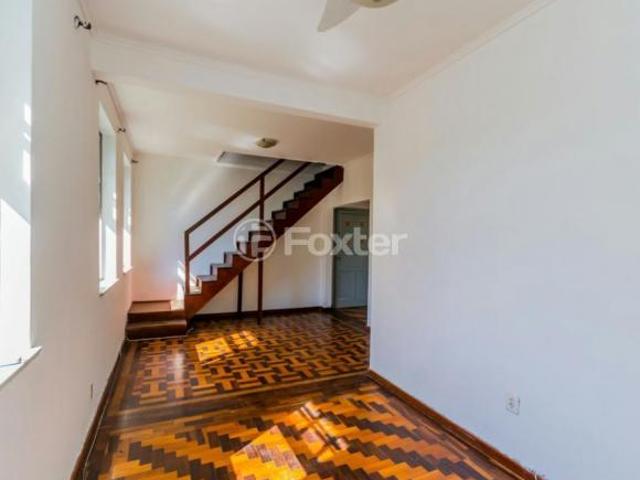 Apartamento, 4 dormitórios, 90 m², em Passo da Areia