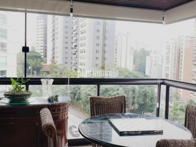 Apartamento 4 Quartos 3 Suites 3 Vagas no Panamby