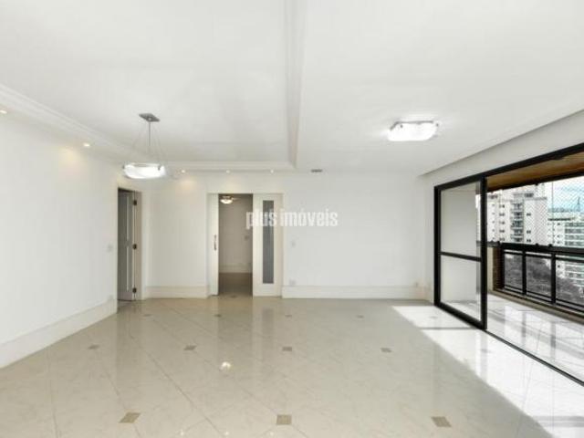 Apartamento 4 Quartos 3 Suites 4 Vagas no Morumbi