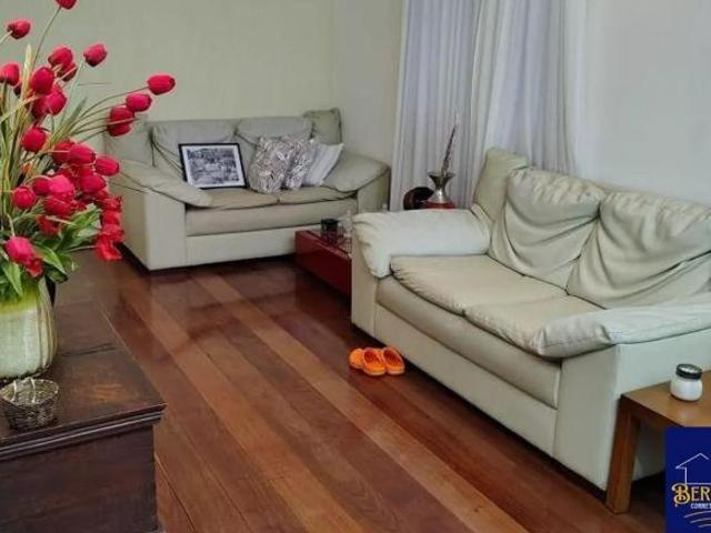 Apartamento 4 quartos, 1 suíte, 140m², 2 vagas livres, reformado elétrica e hidráulica, todo refor