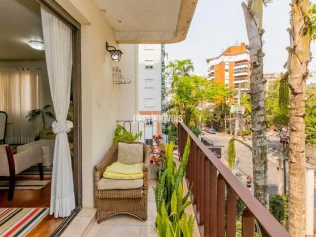 Apartamento 4 Quartos 1 Suite 2 Vagas no Panamby