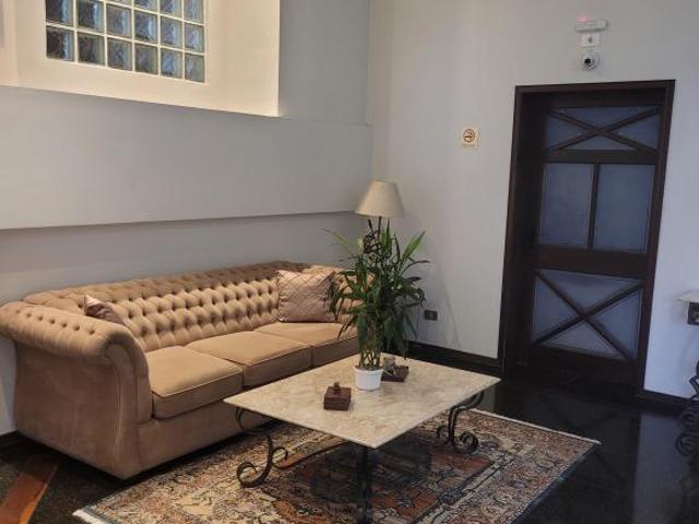 Apartamento. 4 quartos. 2 vagas no Batel