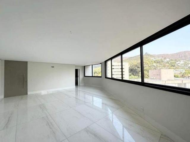 Apartamento 4 quartos, 2 suítes, 3 vagas