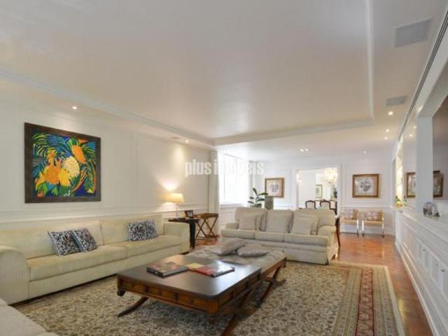 Apartamento 4 Quartos 2 Suites 3 Vagas em Higienópolis!