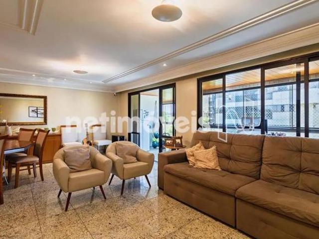 APARTAMENTO 4 QUARTOS 2 SUÍTES SQN 110