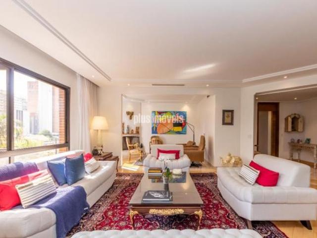 Apartamento 4 Quartos 4 Suites 7 Vagas Deposito no Campo Belo