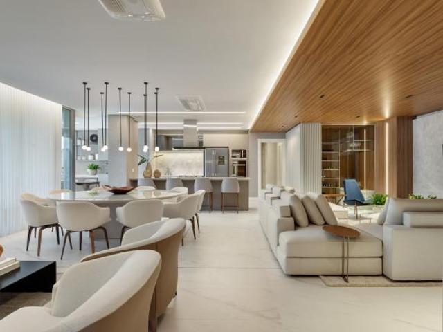 APARTAMENTO 4 QUARTOS COM SUITES NO MOSSUNGUÊ