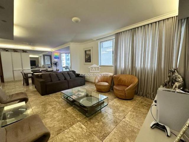 Apartamento 4 quartos com 3 vagas no Lourdes