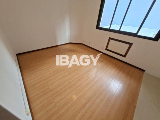 Apartamento 4 Quartos Centro 140m²