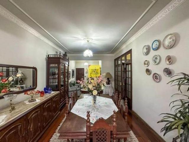 Apartamento 4 quartos a 150 metros do Parque Halfeld