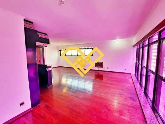 Apartamento 4 Quartos à venda em Santos Sp