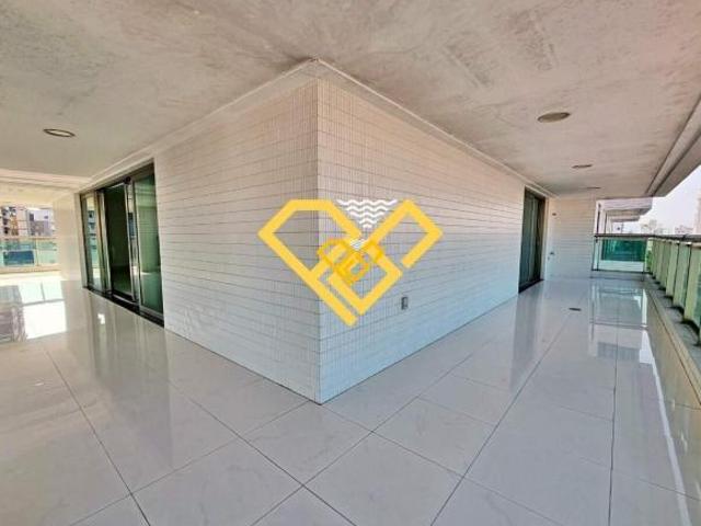 Apartamento 4 Quartos à Venda em Santos Sp
