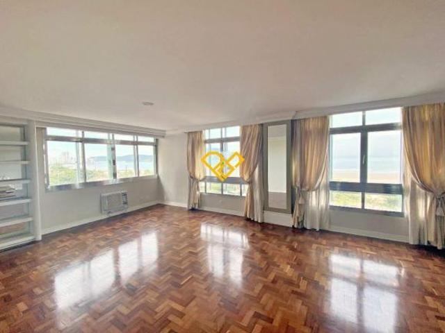 Apartamento 4 Quartos a Venda em Santos Sp