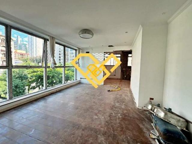 Apartamento 4 Quartos á venda em Santos Sp