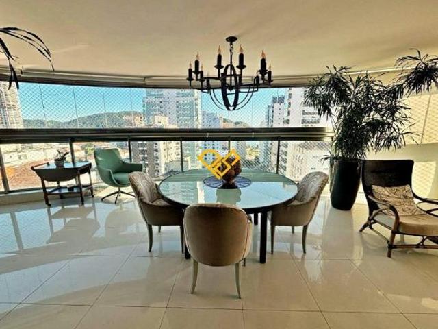 Apartamento 4 Quartos à Venda em Santos Sp